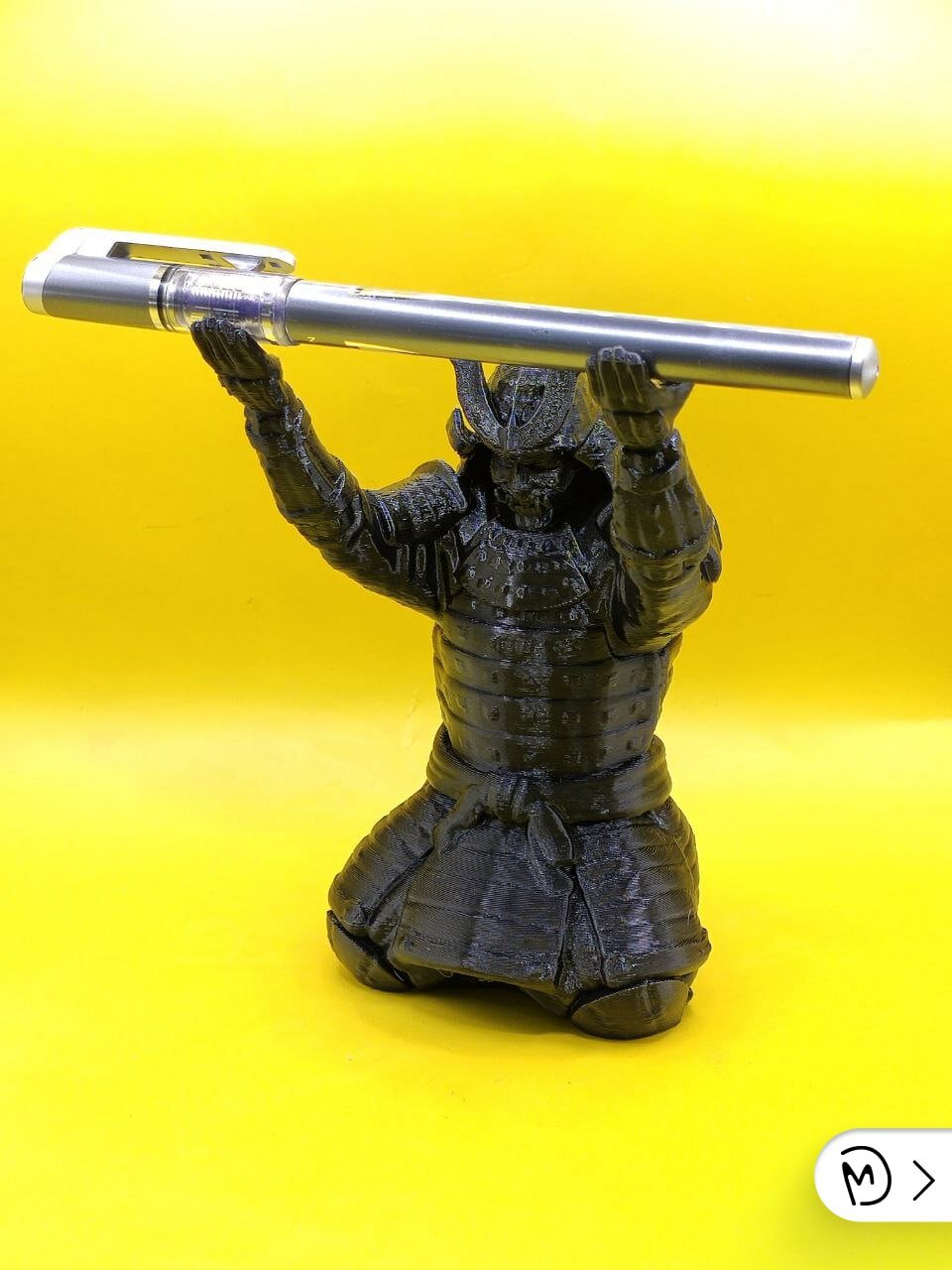 Статуэтка - Самурай держатель черный