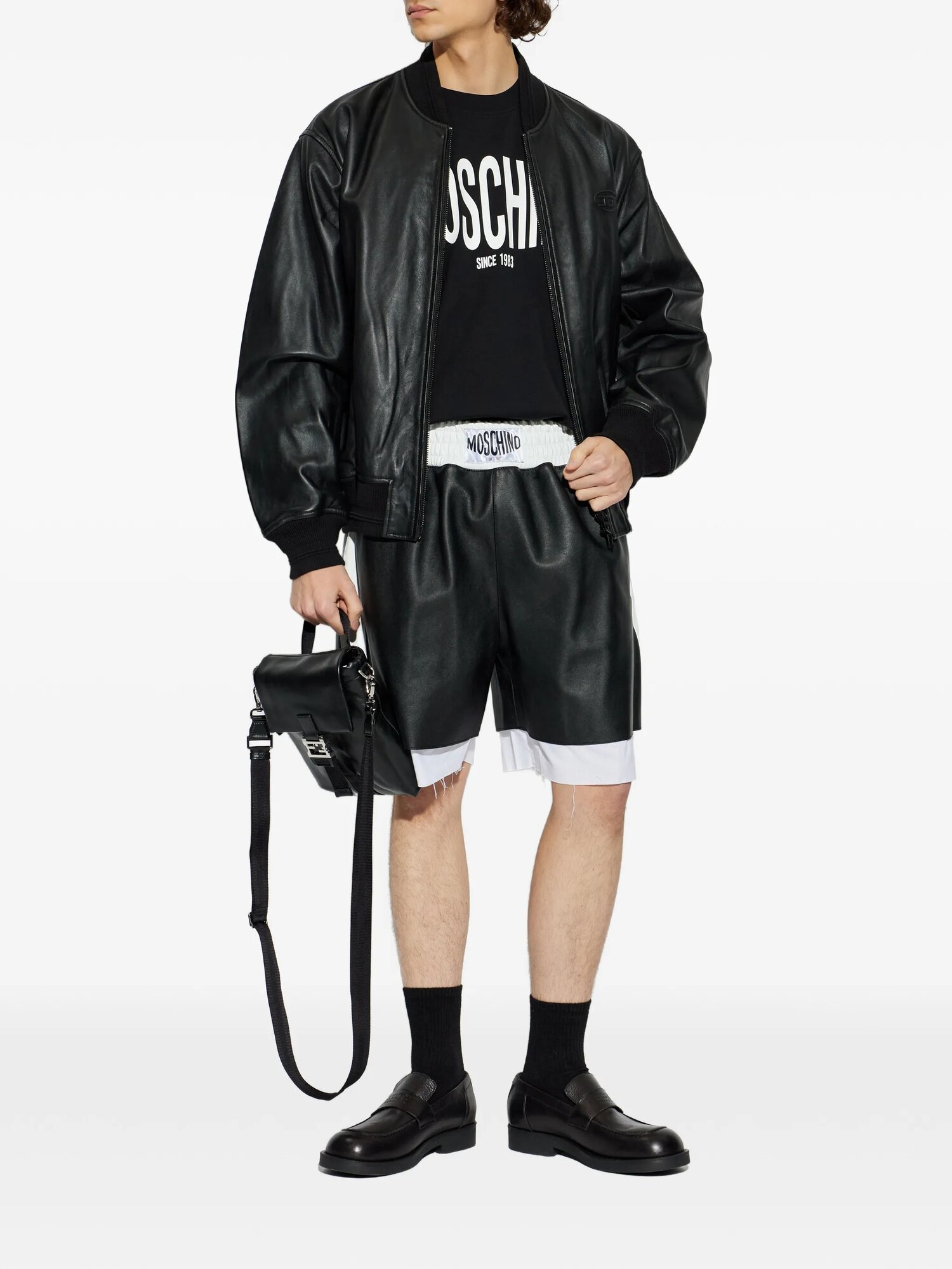 Футболка MOSCHINO, размер S, черный — фото 1