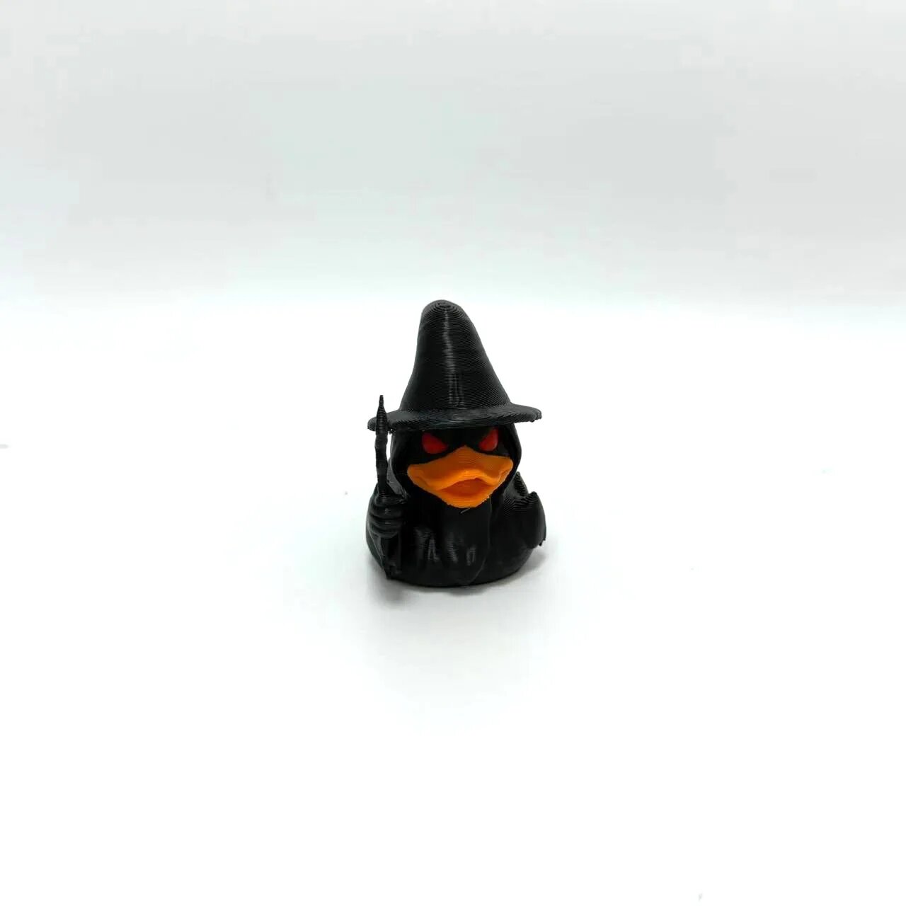 Черная фигурка утки-ведьмы GGY-5