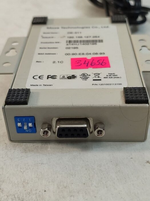 Конвертер RS-232/422/485 в MOXA Ethernet Nport DE-311
