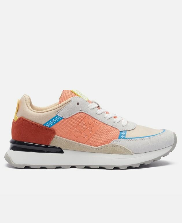 Кроссовки