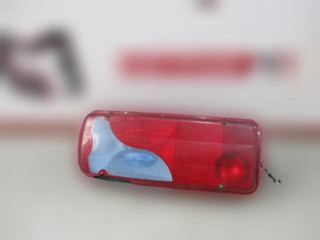 Фонарь с подсветкой номера задний левый MAN TGS, TGX, TGM, TGL, TGA, с дефектом