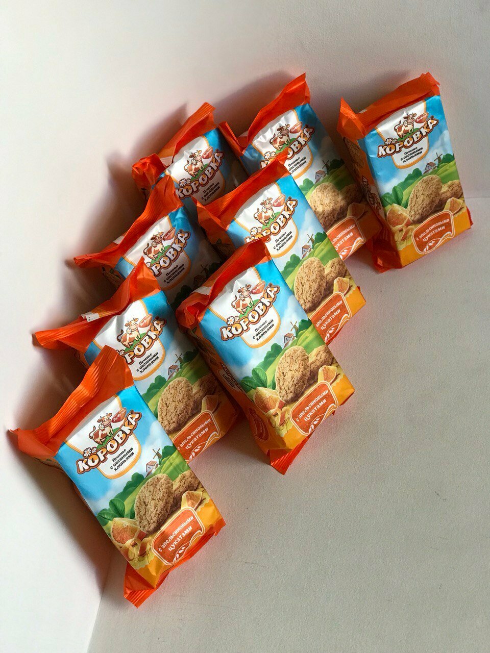 Печенье сдобное Коровка с овсяными хлопьями и апельсиновыми цукатами