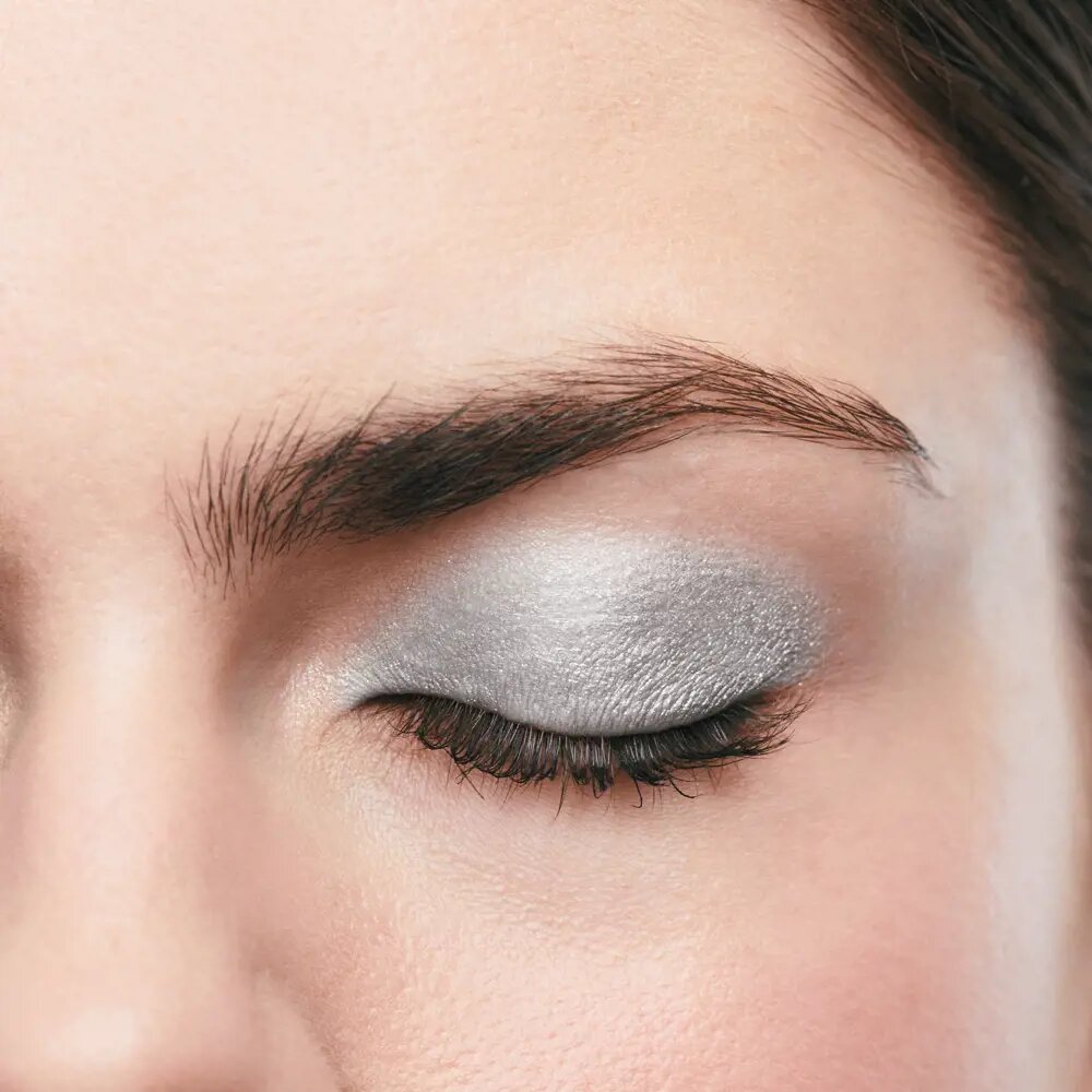 Стойкие тени-карандаши Oriflame THE ONE 46920, серебристый металлик, водостойкие