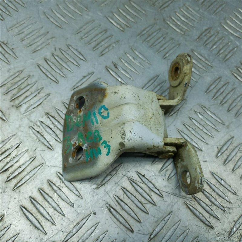 Б/У Петля двери задней левой нижняя Mazda Demio 1 DW3W / Мазда Демио 1 DW3W 1.3 1999