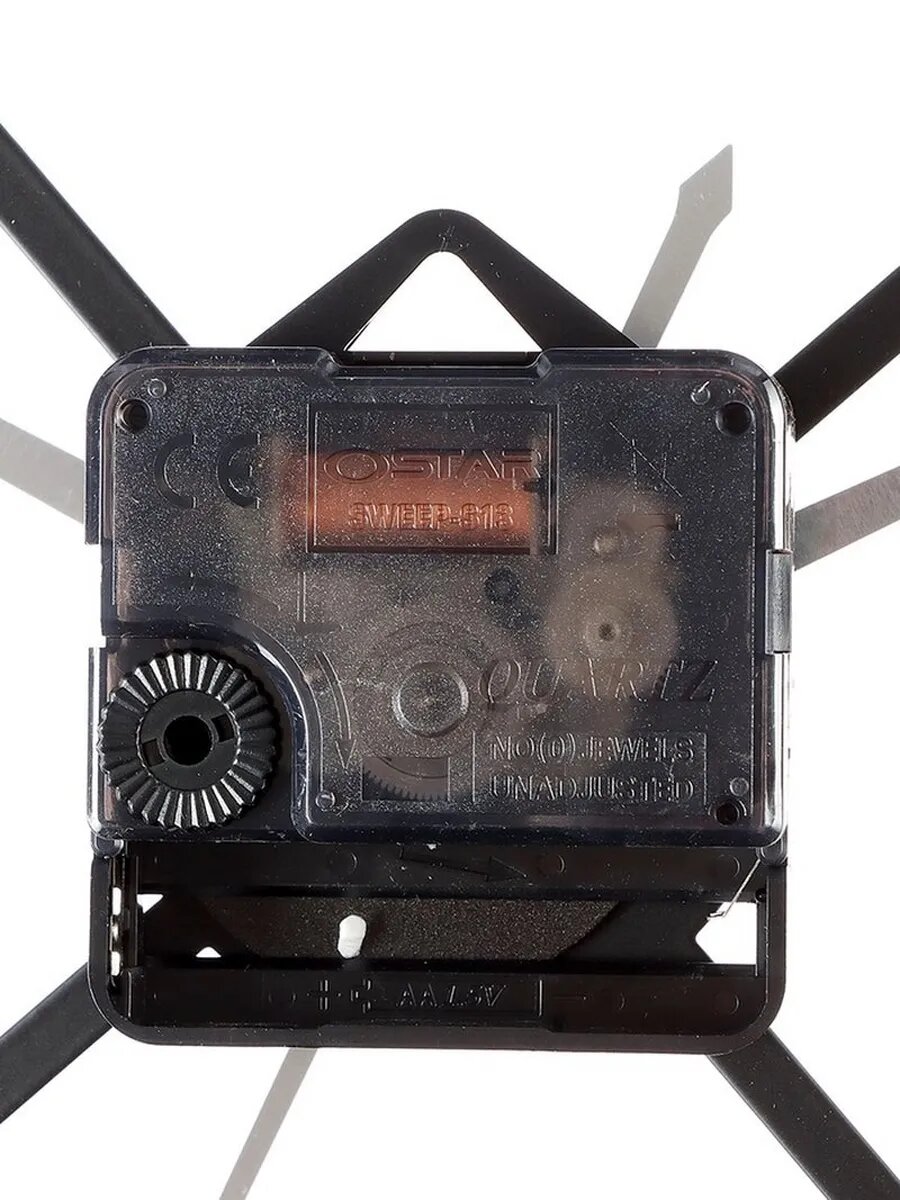 Современные настенные часы с гибким дизайном