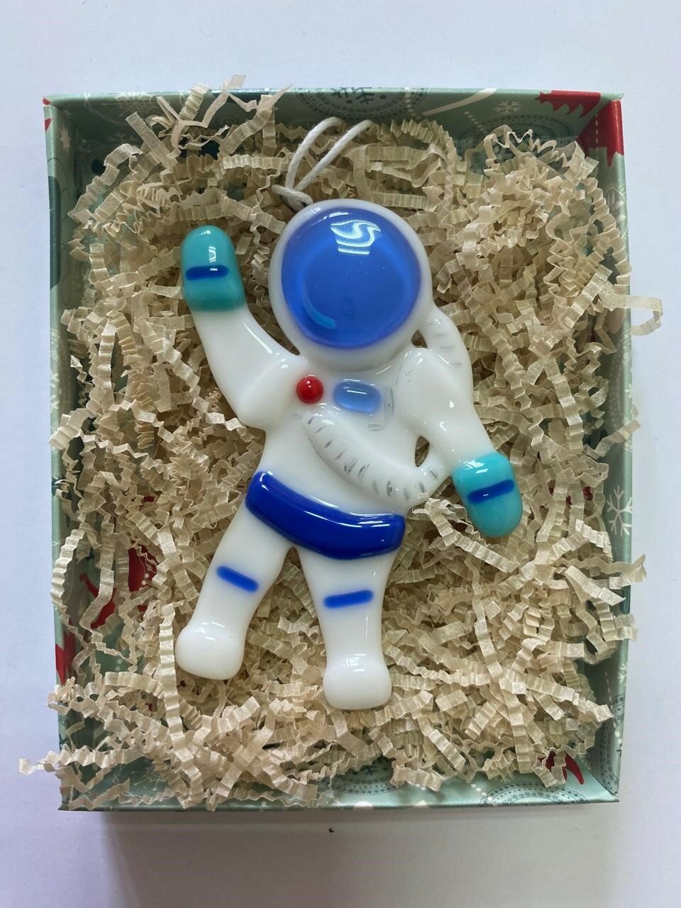 Игрушка на елку Космонавт