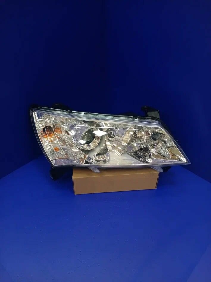 Фара Джилли Эмгранд ЕЦ7 седан Emgrand EC7 правая сторона