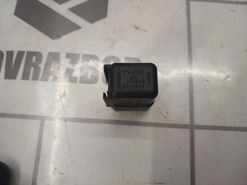 Реле Nissan Almera N16 2000-2006