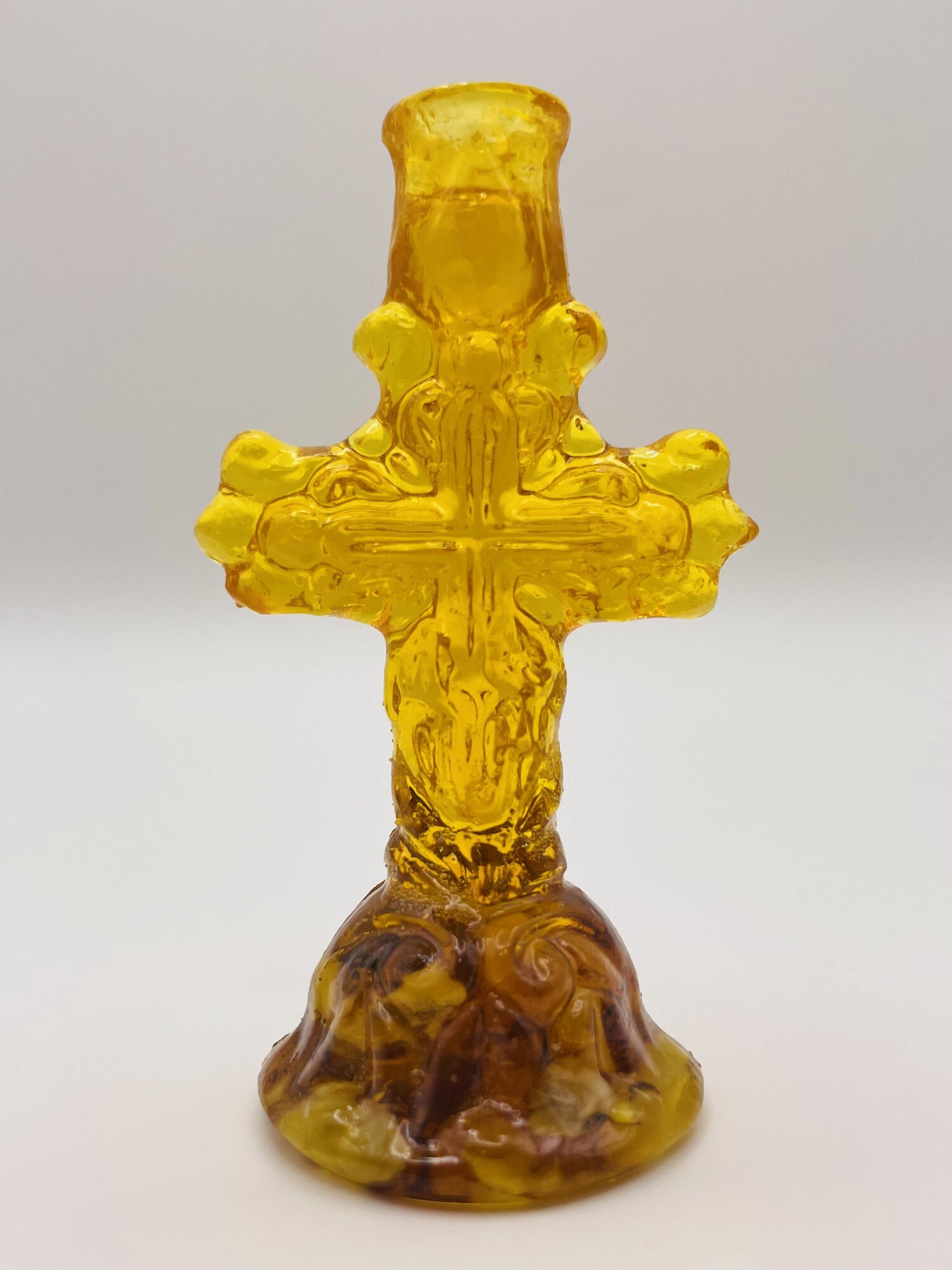 Подсвечник из натурального камня - янтарь