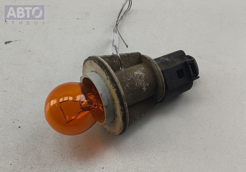 Патрон лампы указателя поворота Skoda Octavia mk1 (A4 1U) 1996-2010