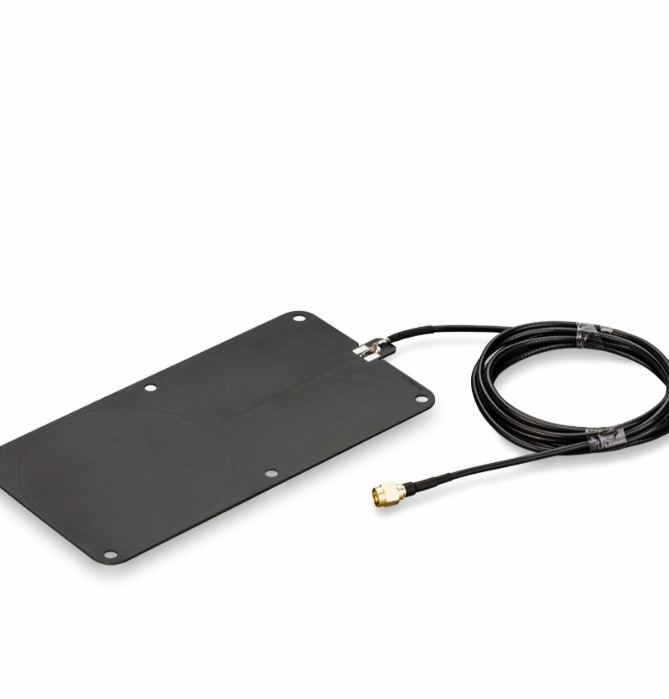 KC5-700/2700C - широкополосная антенна GSM900/1800/3G/4G с кабелем LMR-100, чёрная SMA-male