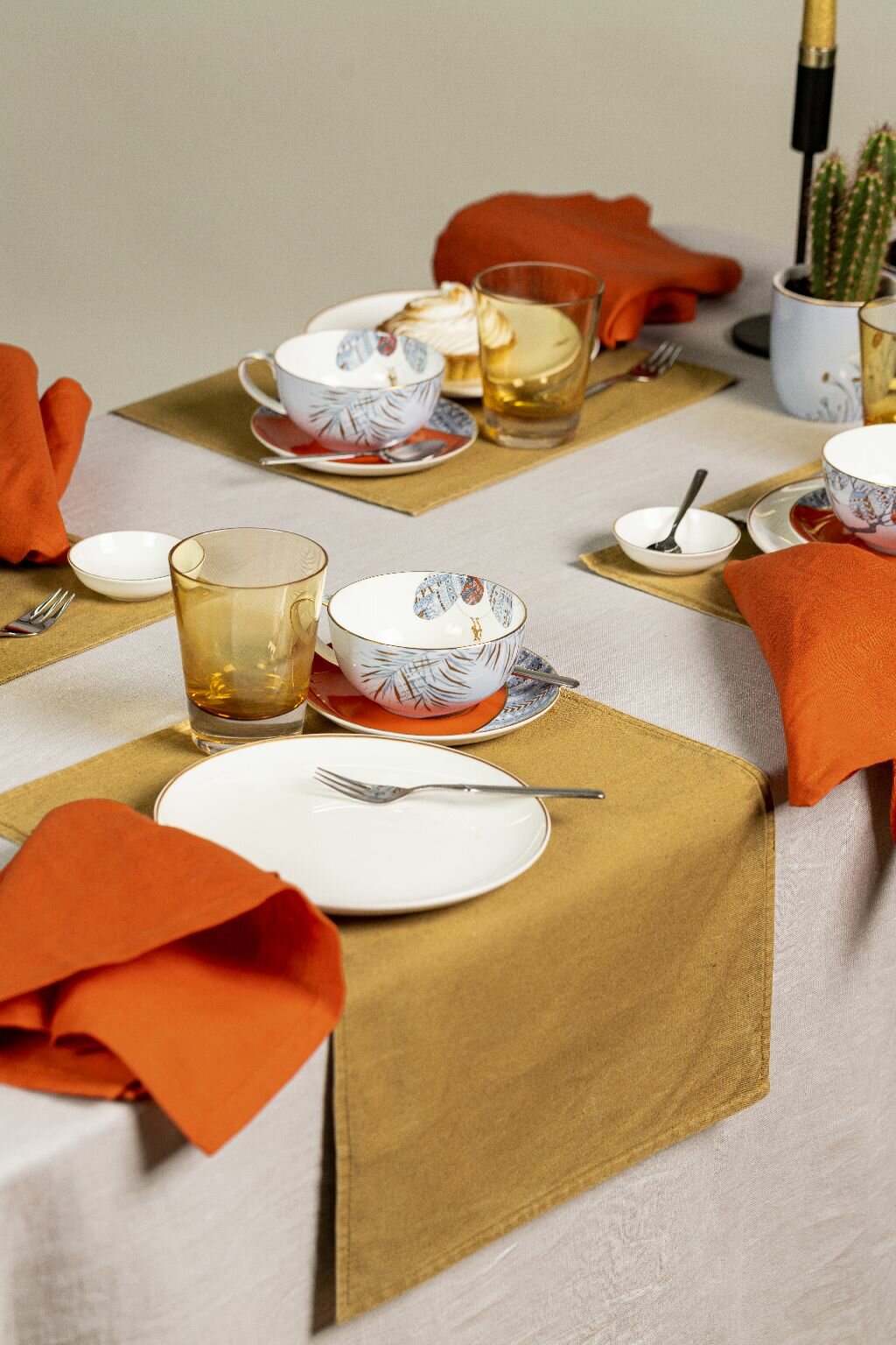 Фарфоровая тарелка Valerie Concept, десертная в подарочной коробке, 20 см