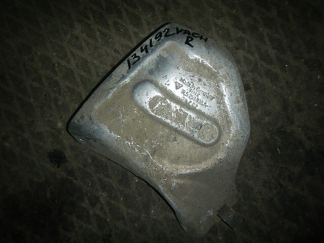 Б/У Экран тепловой, Porsche (Порше)-CAYENNE (03-10) PORSCHE CAYENNE (03-10) целый 134192 VAG арт. 7L5253038