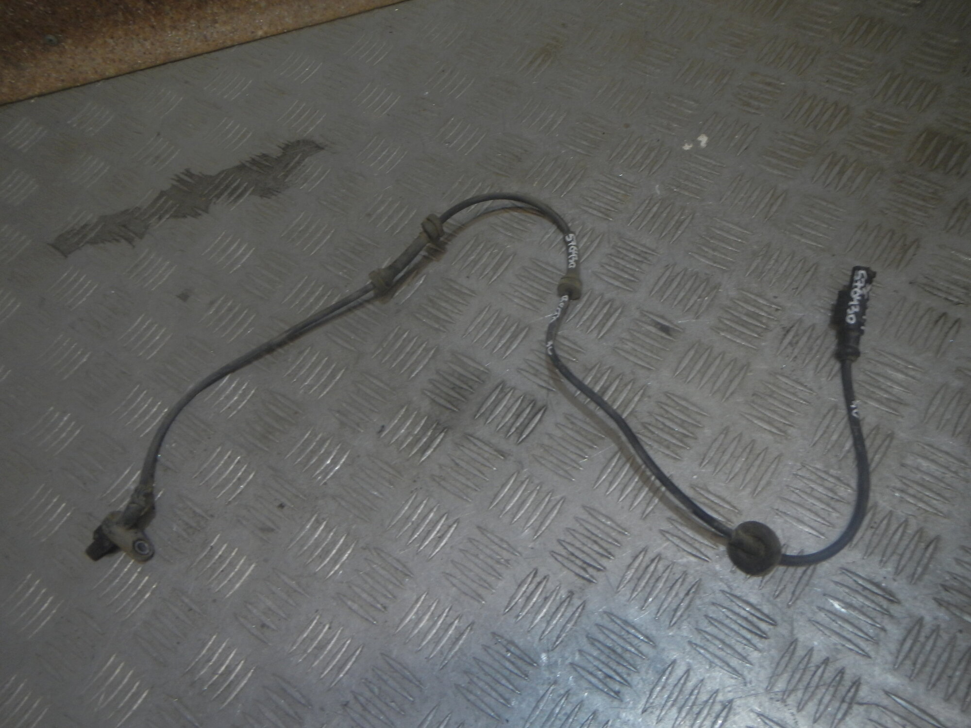 Б/У Датчик ABS задний, ВАЗ (VAZ)-LADA VESTA (веста) LADA VESTA (Веста) левый Без видимых повреждений. 576430 LADA арт. 84...