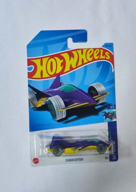 Hot Wheels Машинка базовой коллекции CLOUD CUTTER фиолетовая C4982/HKK54