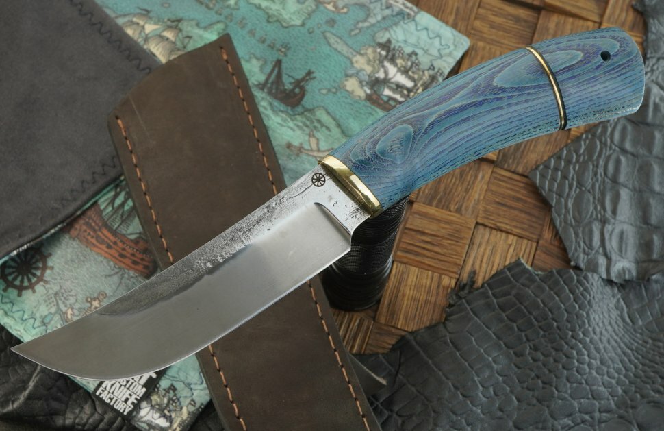 Нож Ножеяр Перс, сталь 95Х18, рукоять стабилизированный ясень