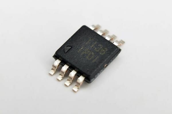 Усилитель TEXAS INSTRUMENTS INA826AIDGKR инструментальный операционный 1 VSSOP-7, 1 шт