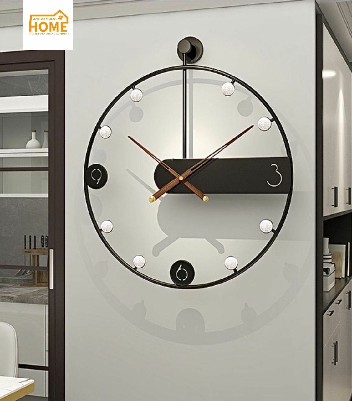 Часы настенные Revati 60 см. Часы металлические интерьерные.