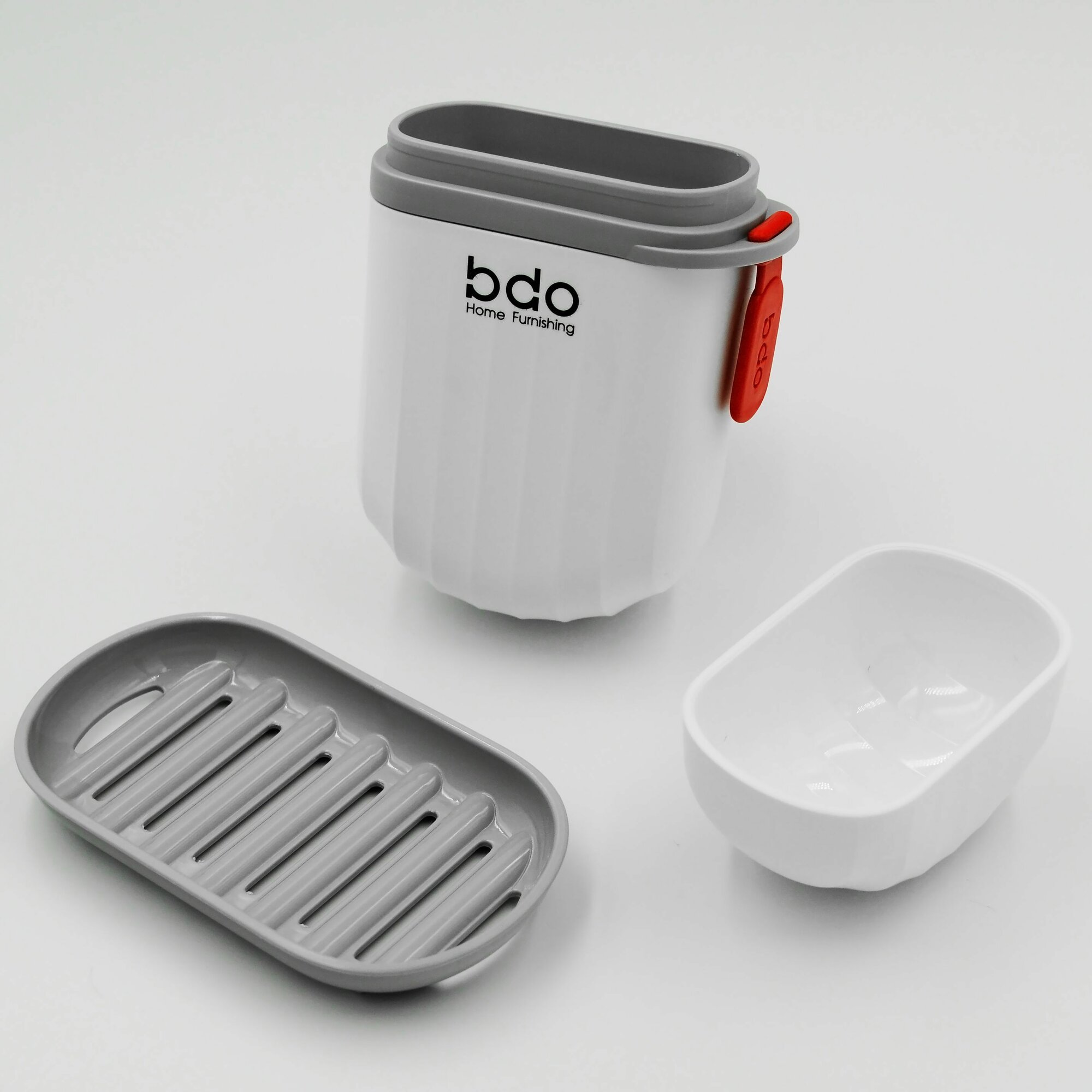 Компактная дорожная мыльница с крышкой для путешествий и хранения гигиенических принадлежностей