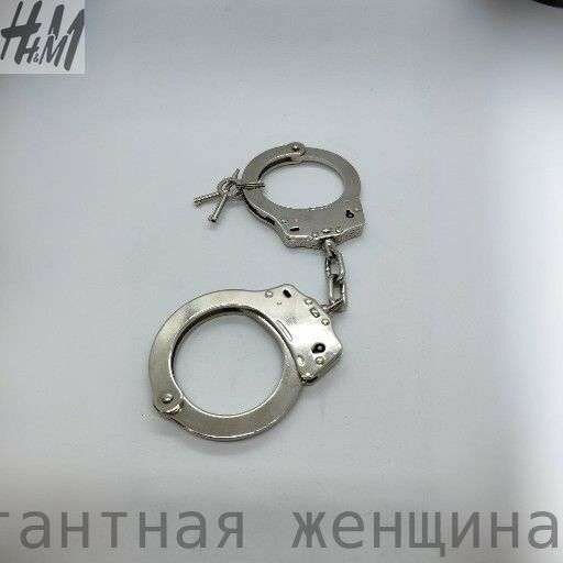 Эмуляция Наручники металлические полицейские настоящие с чехлом БДСМ серебристые