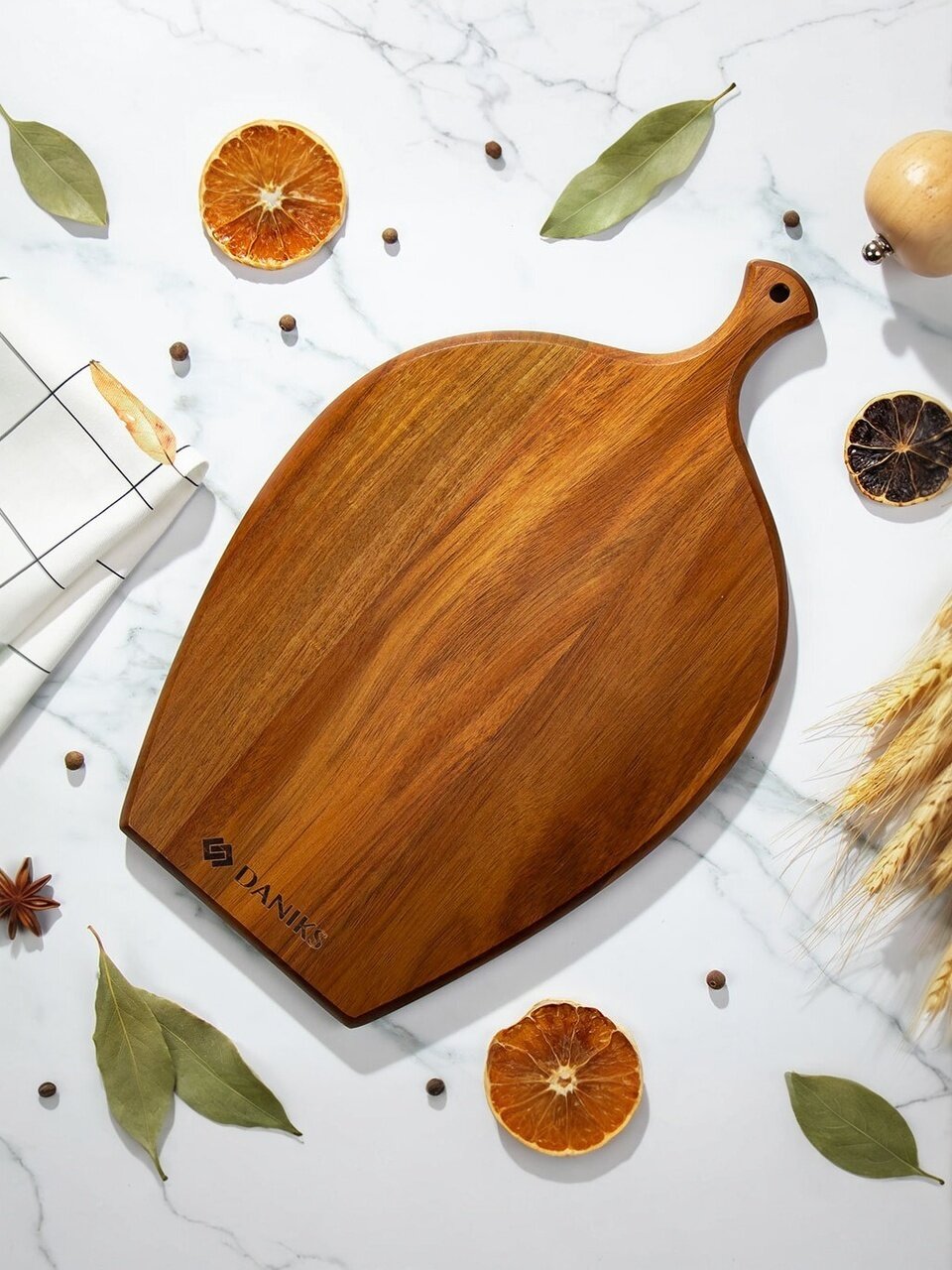 Daniks Доска разделочная деревянная 35х22х1.6 см, с ручкой