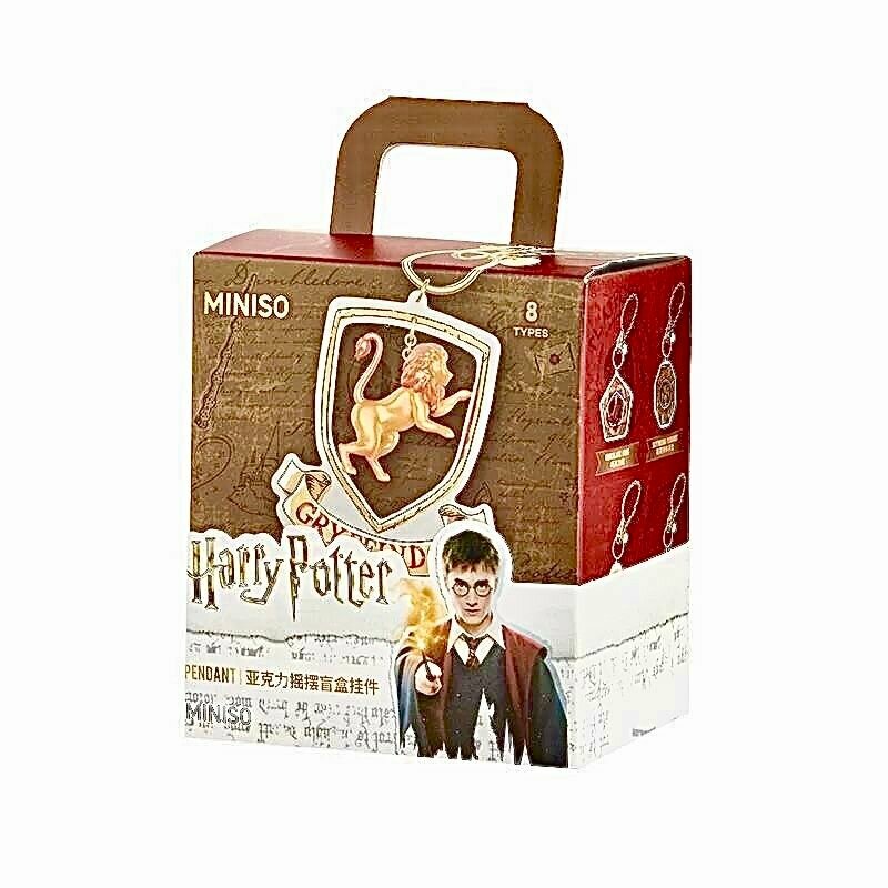 Гарри Поттер / Harry Potter Сюрприз-коробочка с брелком (1шт, случайный выбор)