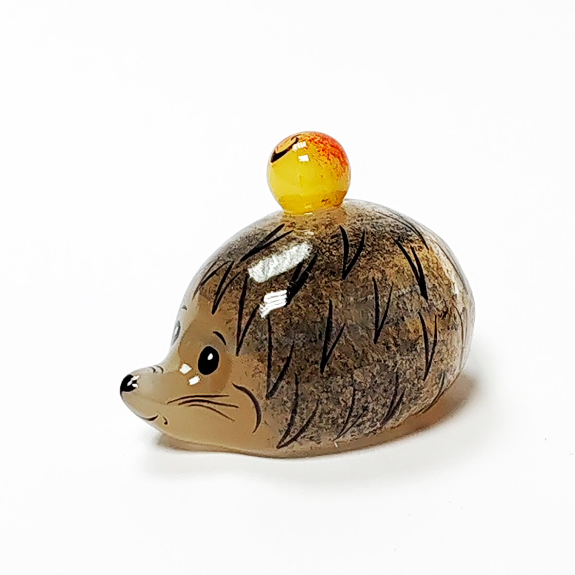 Фигурка ежик и яблоко из натурального камня селенит. Ручная работа Россия.