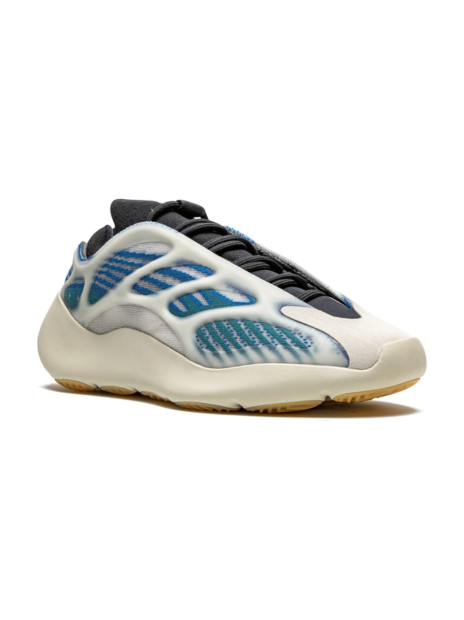 Кроссовки 700 V3