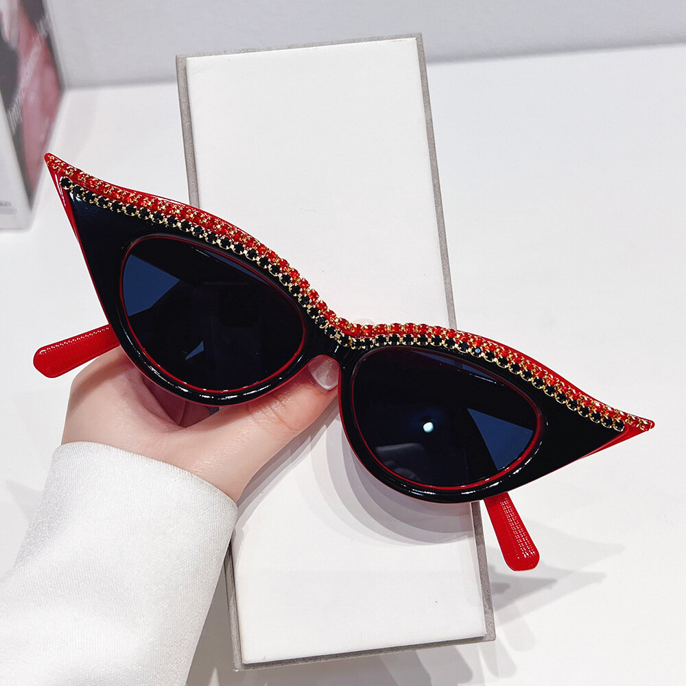 2024 Новые солнцезащитные очки с кошачьим глазом и бриллиантами, стиль европейских и американских интернет-знаменитостей, сценический декор, унисекс очки, кросс-бордер