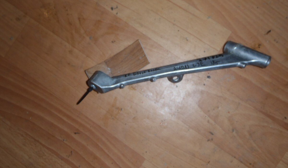 Кронштейн двигателя A4 (B8) Audi 06L129723C