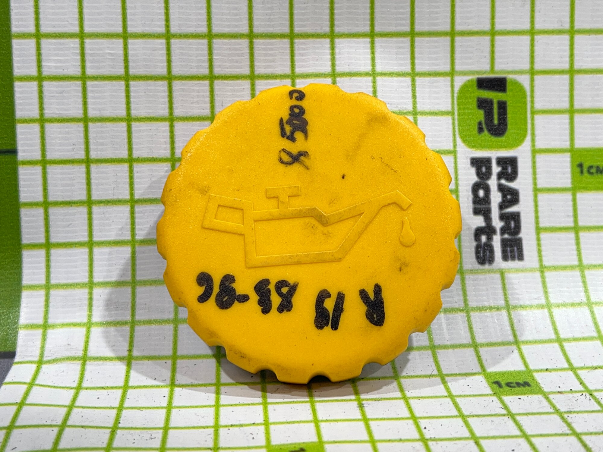 Крышка маслозаливной горловины для Renault