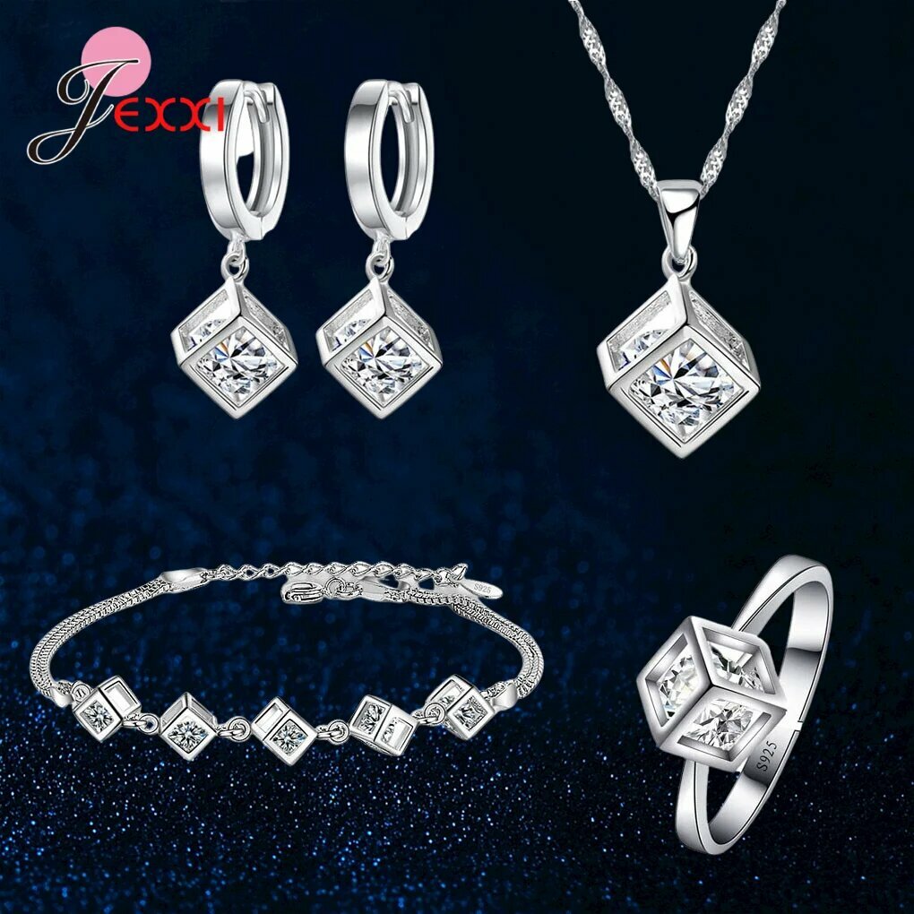 Комплект бижутерии