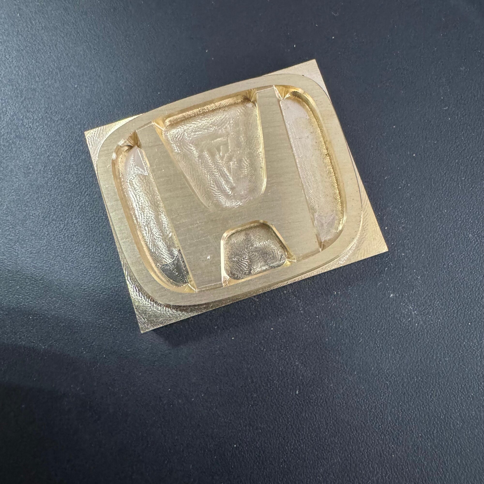 Клише для тиснения кожи, бумаги, фанеры. Логотип HONDA. Латунь