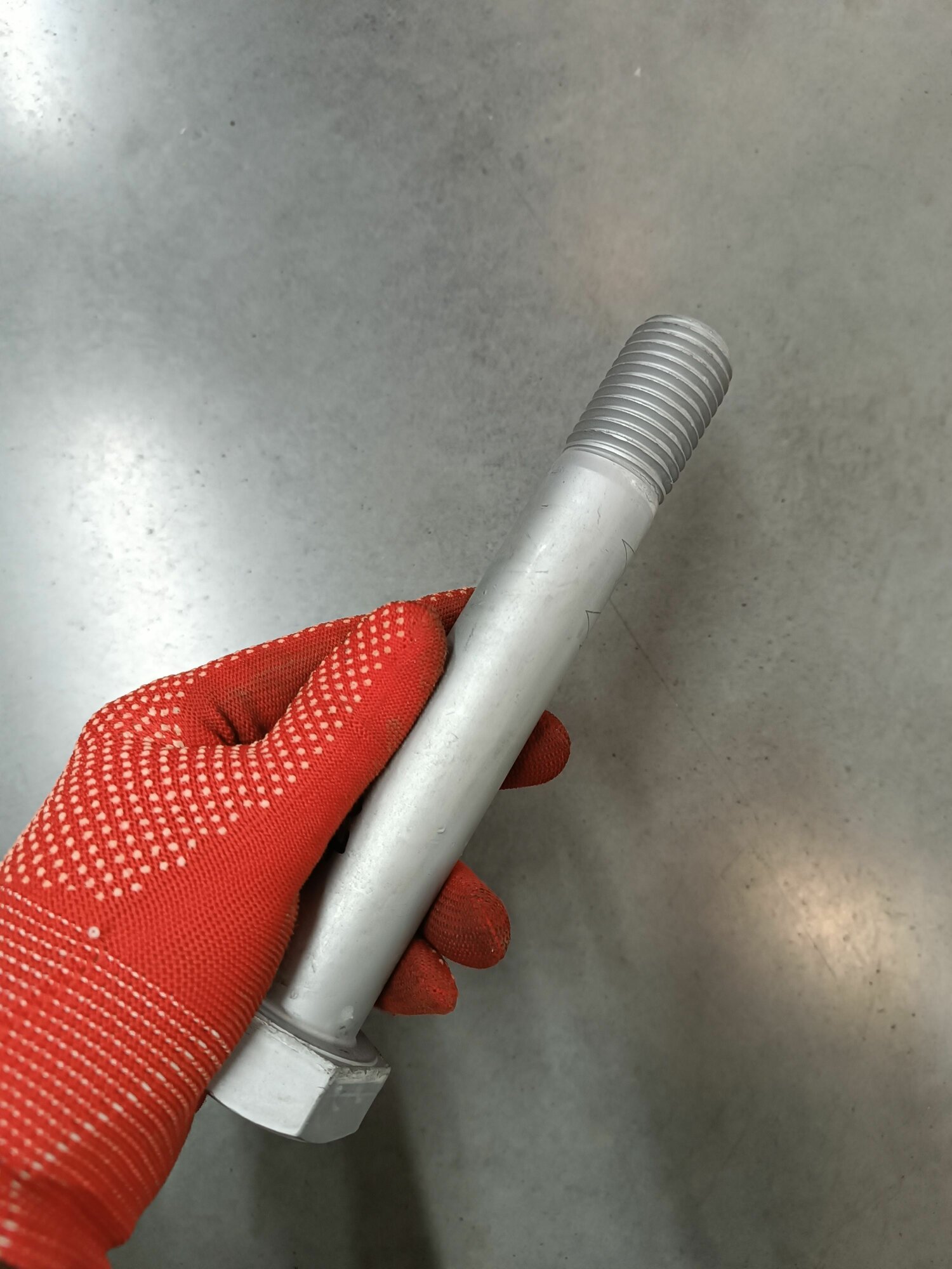 Болт M30x3.5x212/190/45 полурессоры BPW , арт. 0334015270 Bpw