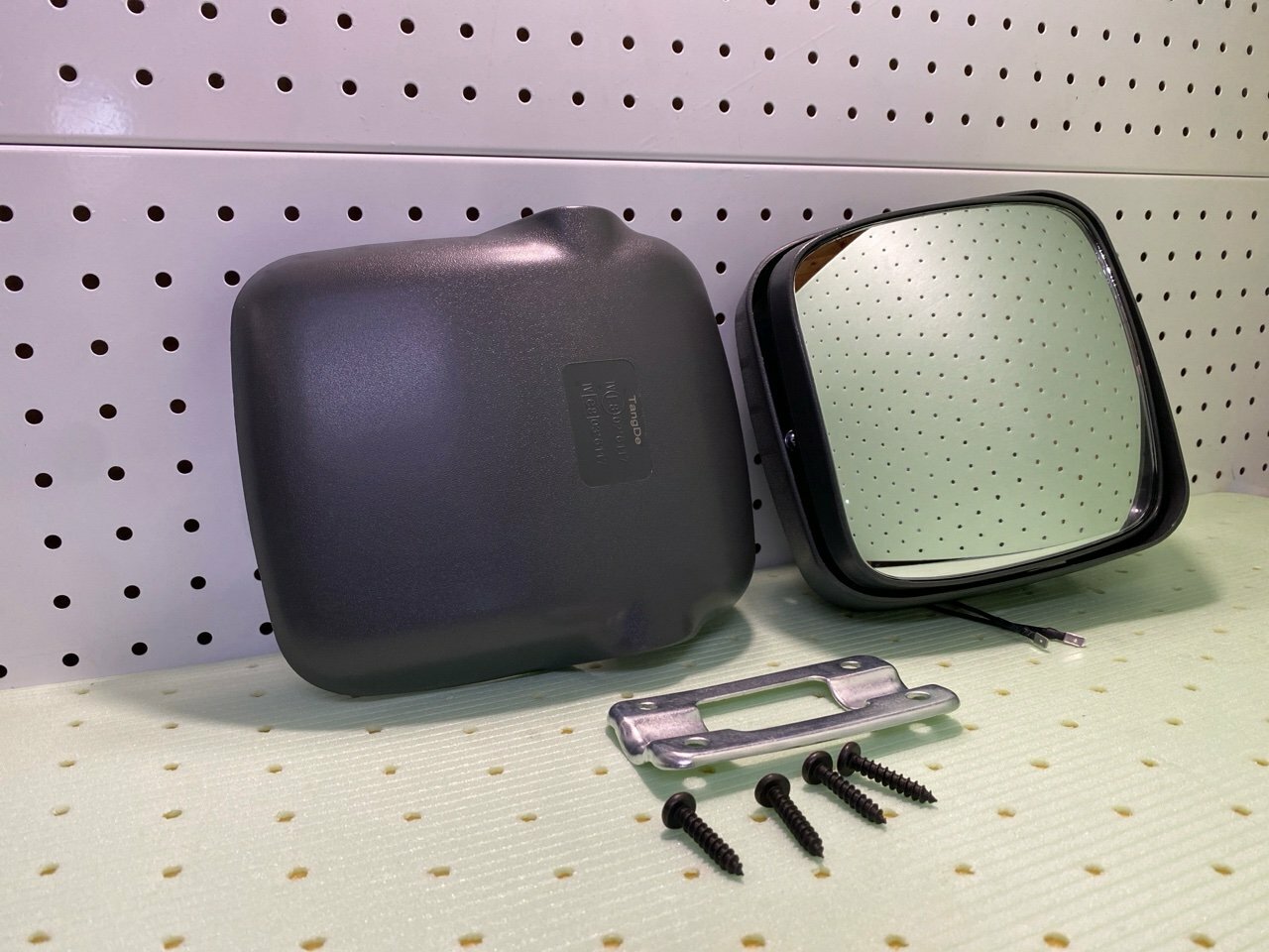 Зеркало малое панорамное дополнительное с обогревом правое (пассажирское) МАН ТГА ТГЛ ТГМ (MAN)