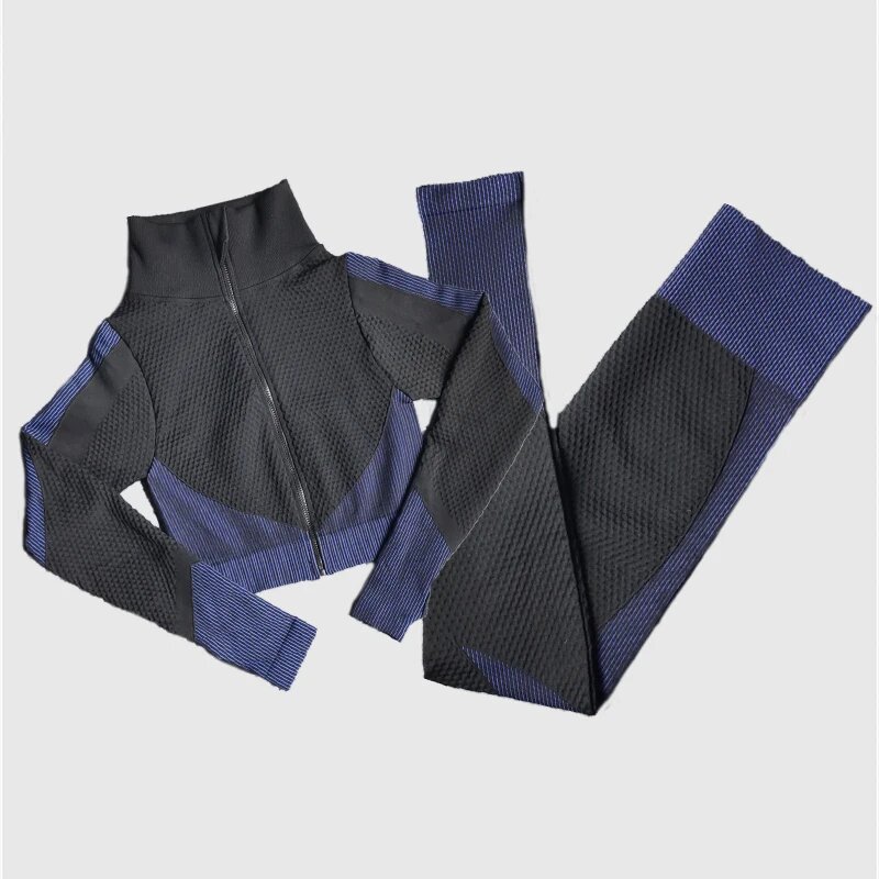 Костюм спортивный