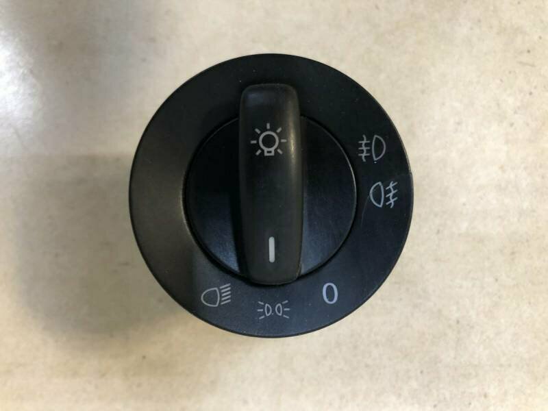 Переключатель света фар Volkswagen Jetta 1K 2006-2011