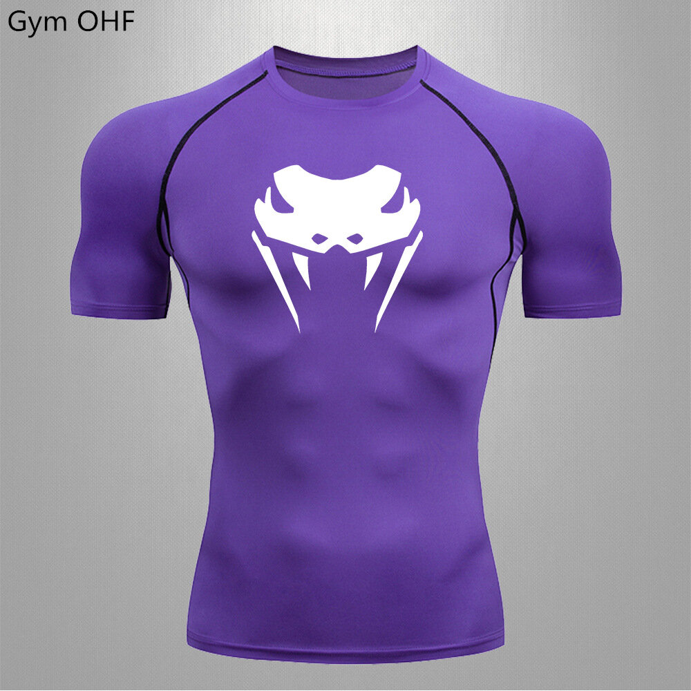 Костюм спортивный