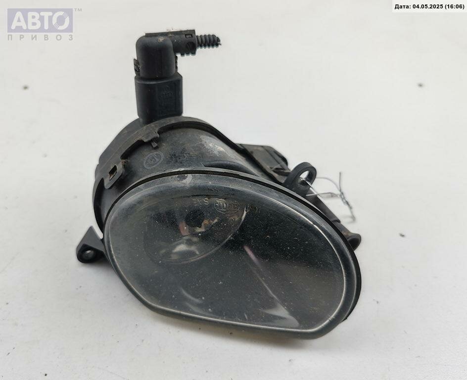 Фара противотуманная левая Audi A3 8P (2003-2012)