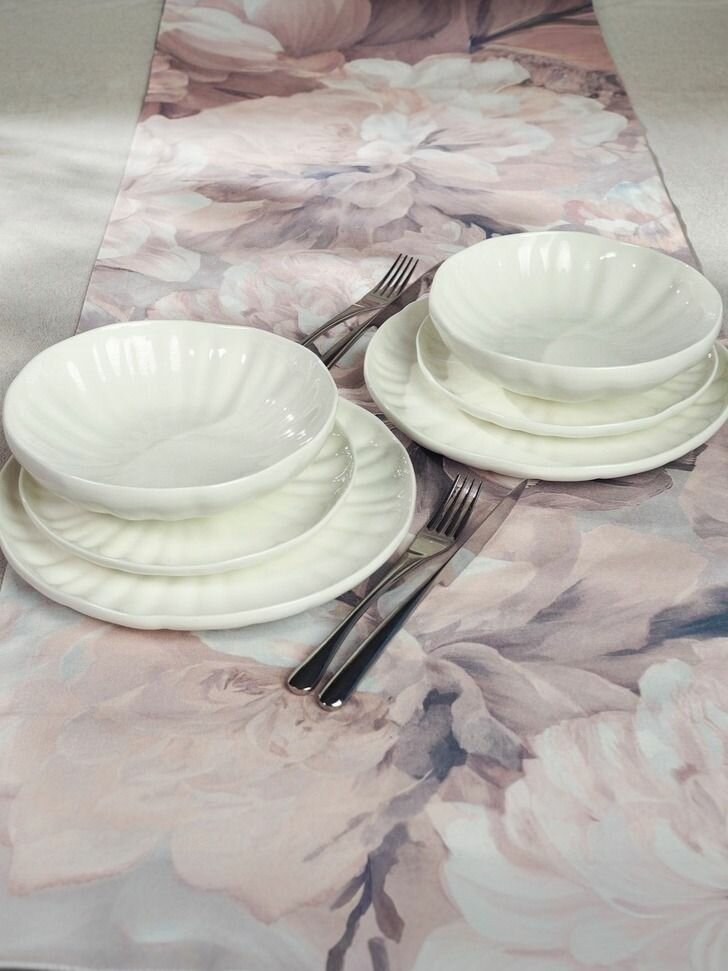 Набор фарфоровых тарелок в подарочной упаковке Lotus 6 предметов, цвет белый. STENOVA HOME