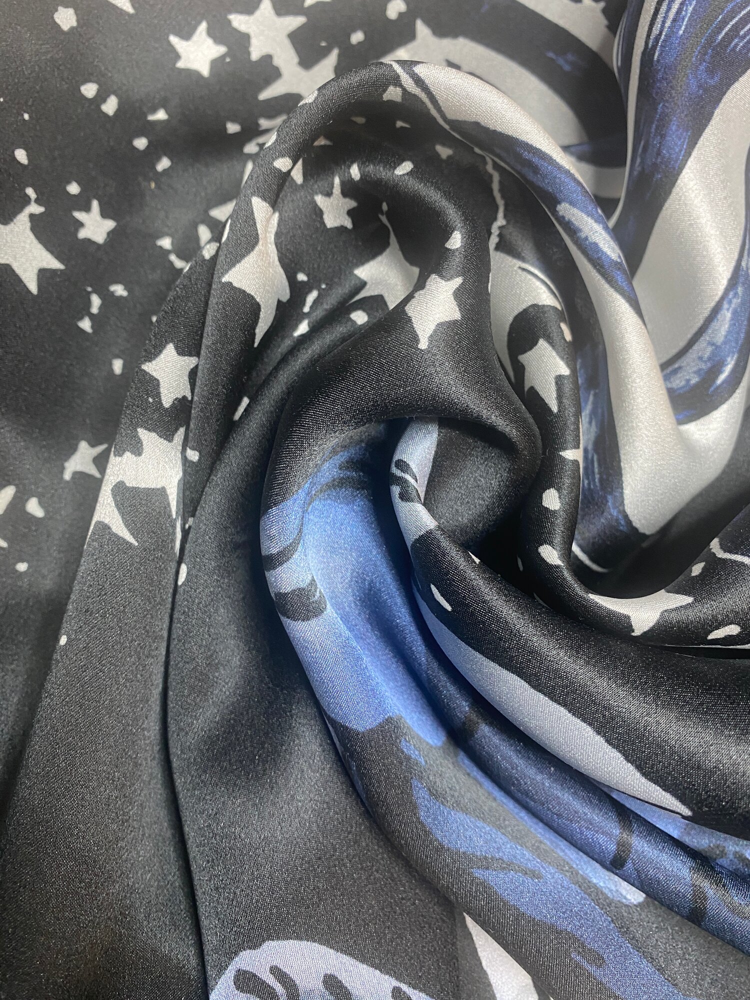 Ткань натуральный шелк 100% Кавалли купон длина 140см ширина-135см