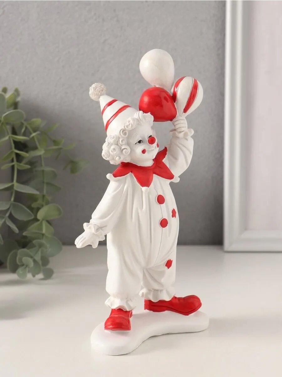 Клоун с воздушными шарами — сувенир для интерьера