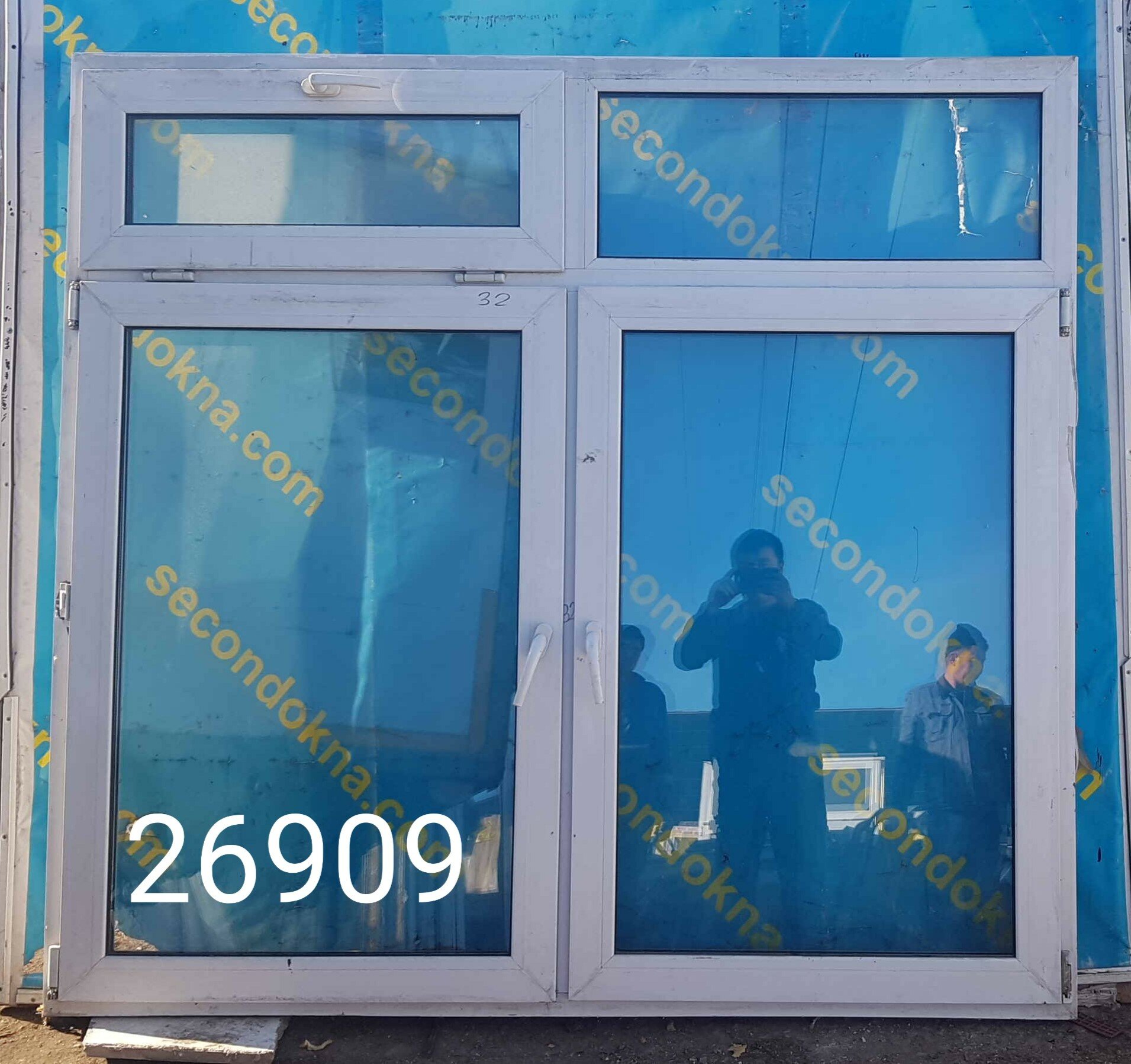 Пластиковое окно Б/У 1690(в) 1330 об х 1750(ш)