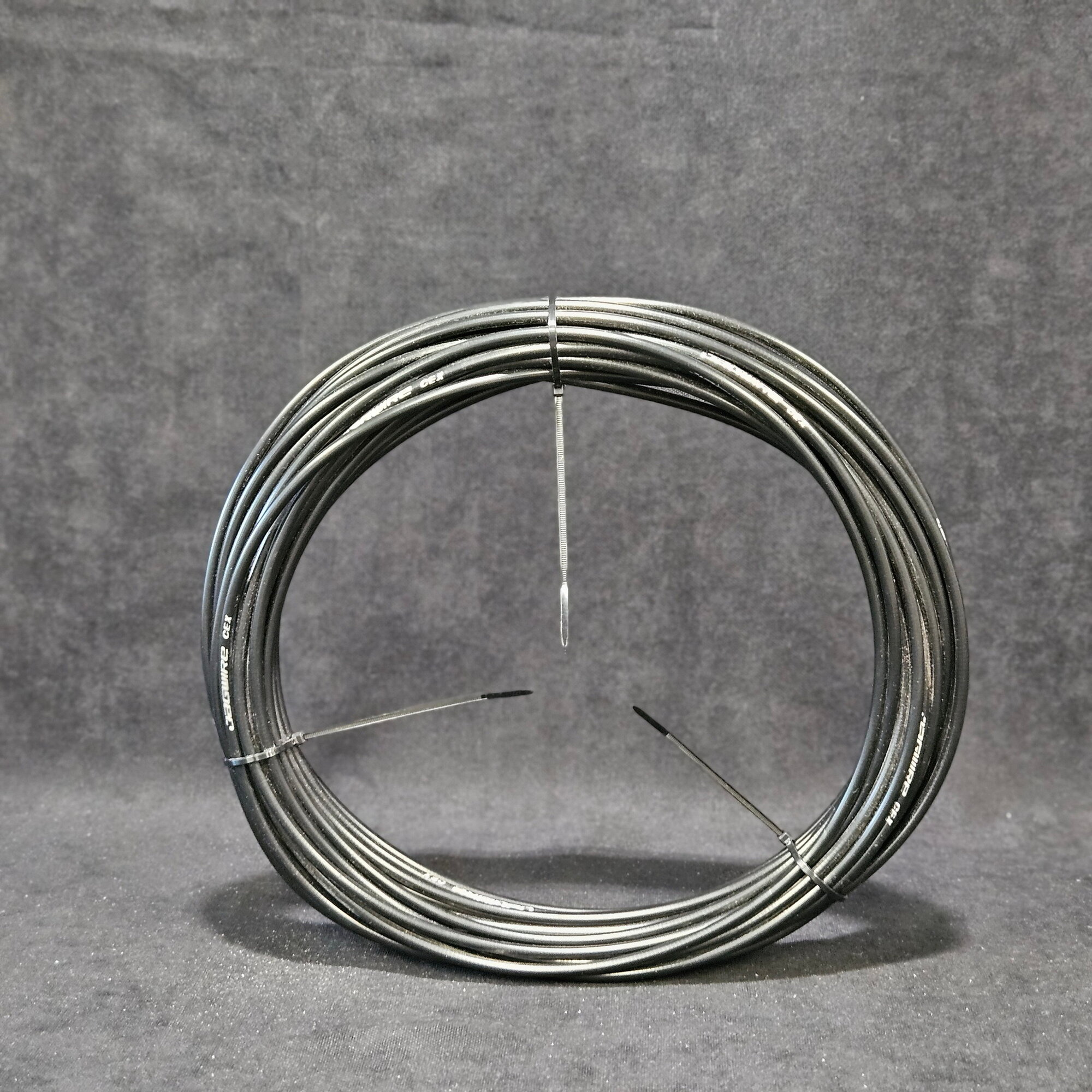 Рубашка троса тормоза Jagwire CEX, 20 метров (цельным куском), диаметр - 5 мм, черная