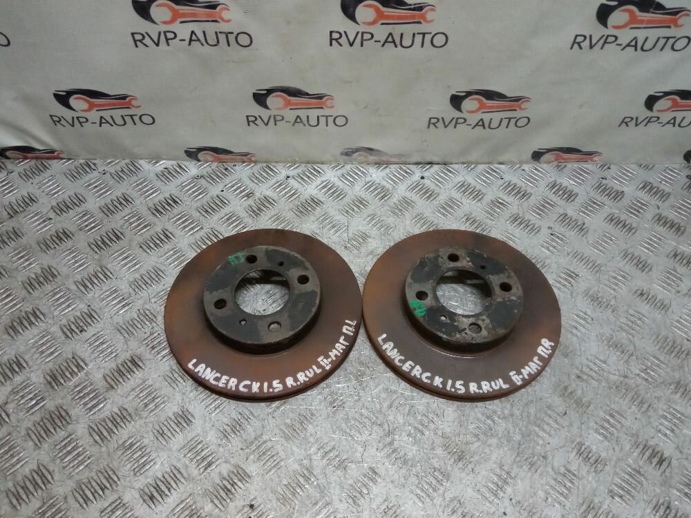 Диск тормозной передний Mitsubishi Lancer CK 95-00