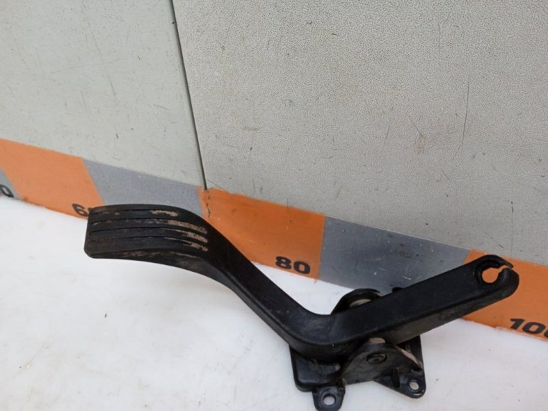 Б/У Форд Фокус 1 Педаль газа Ford Focus 2001 1 277247 FORD арт. 1064310