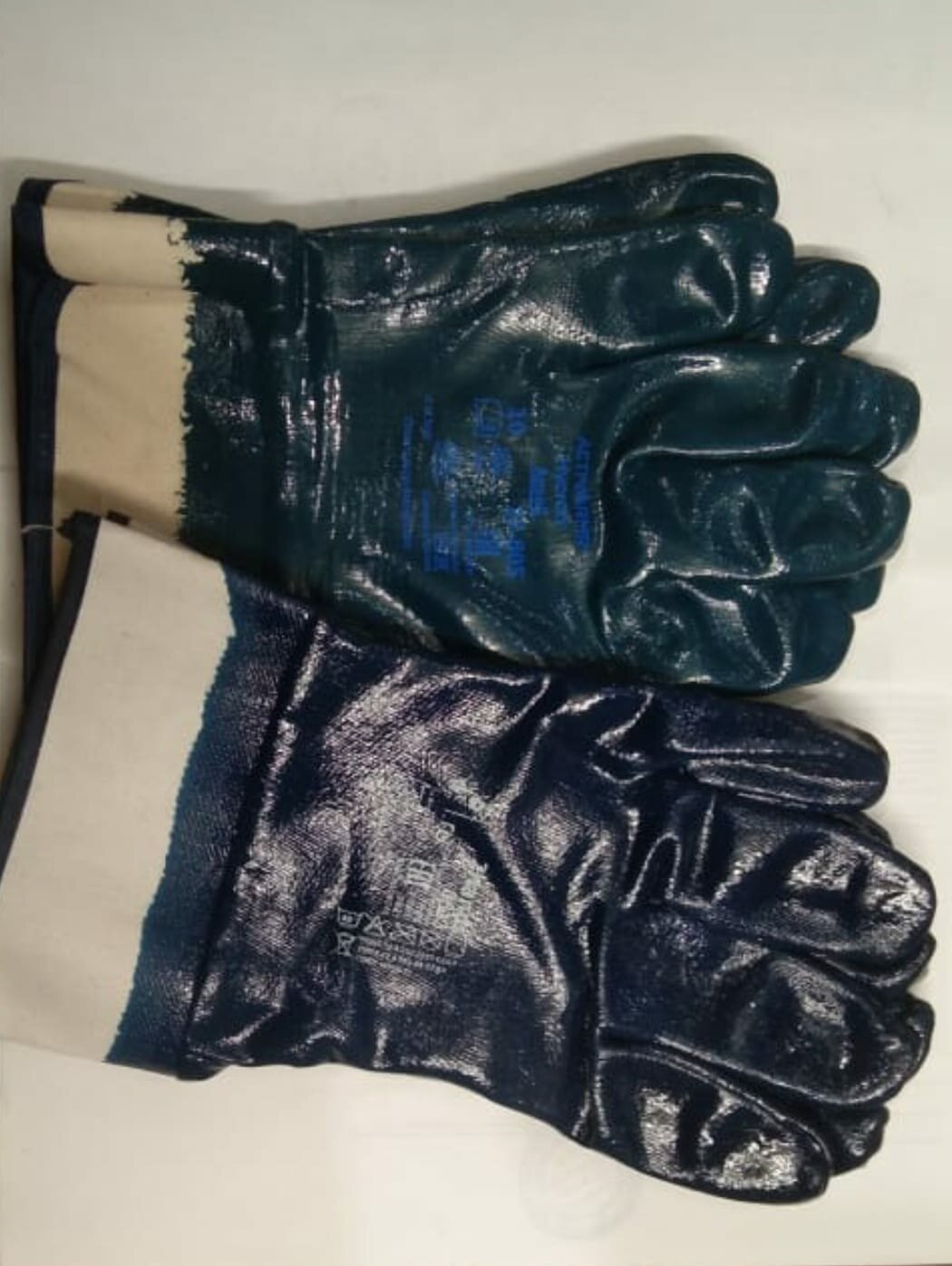 Перчатки прорезиненные