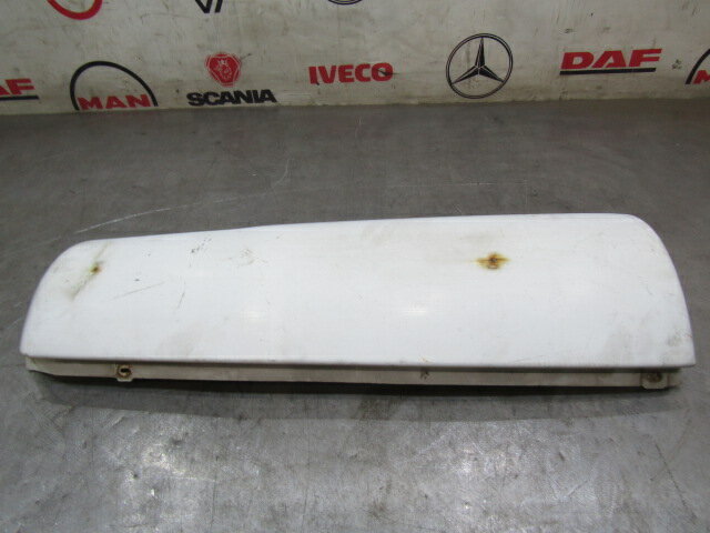 Дефлектор кабины правый Renault Premium