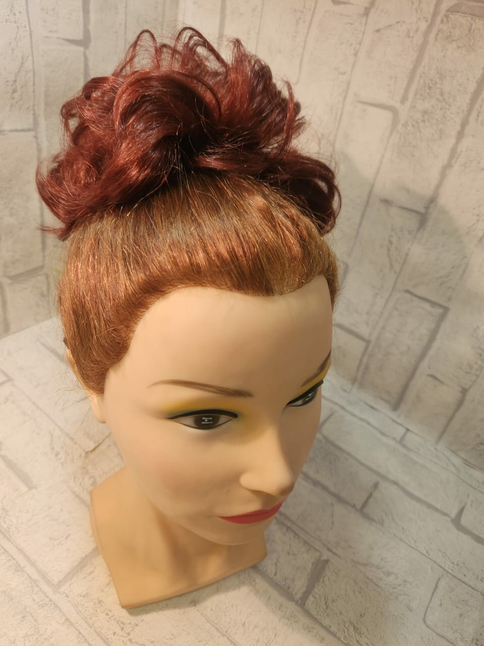 Шиньон на крабе, имеет кудрявые волосы, сделаны из премиальных материалов, искусственные волосы, цвет Красный рыжий